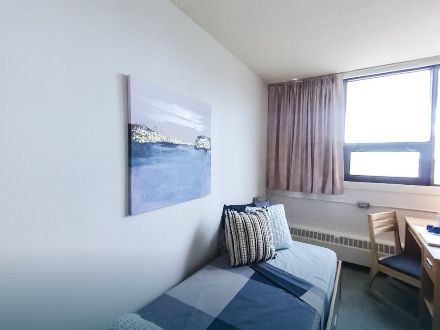 Residence Tour - Thompson – Double Room