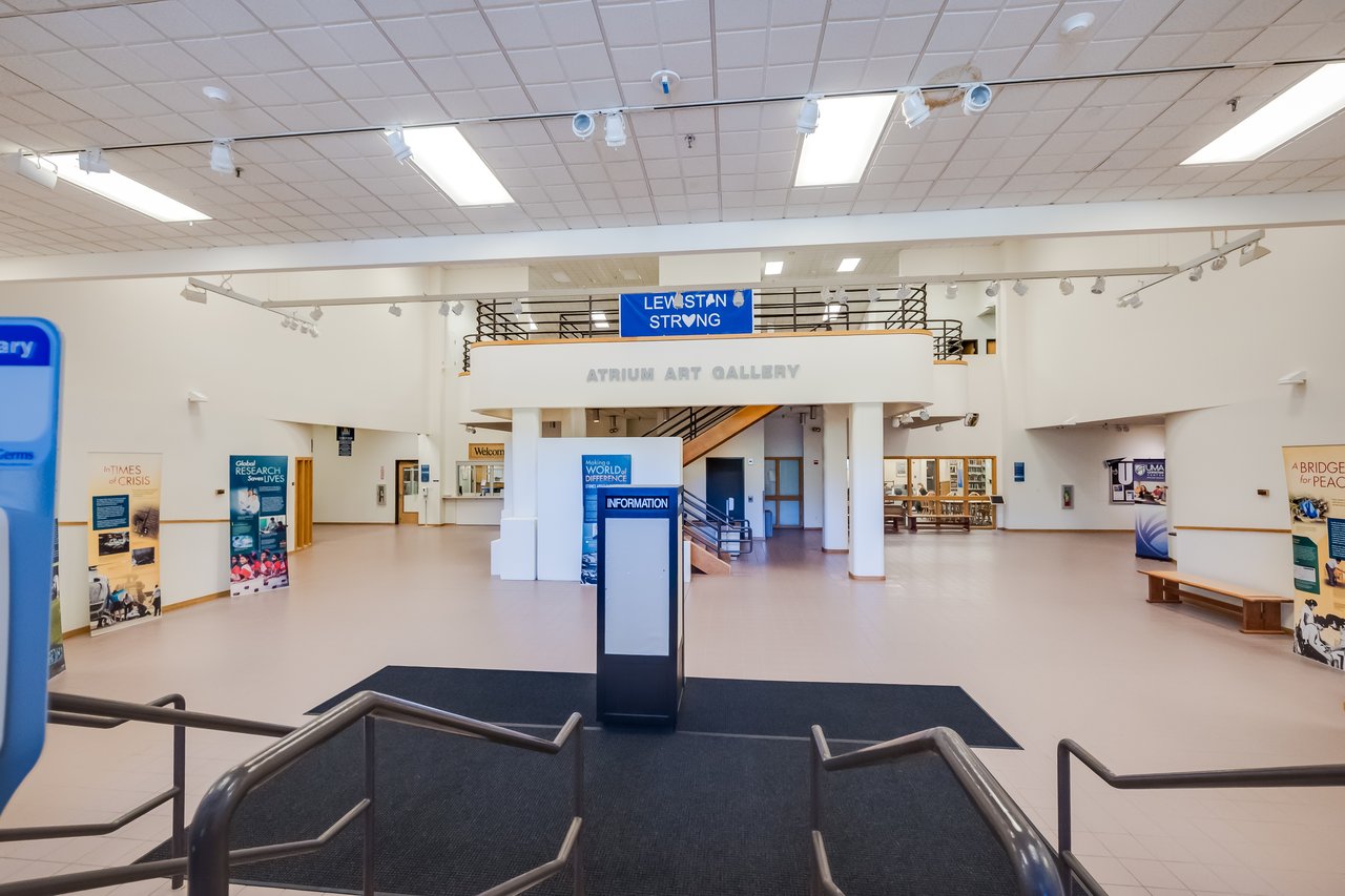 Lewiston Campus Tour - Lewiston Main Entrance