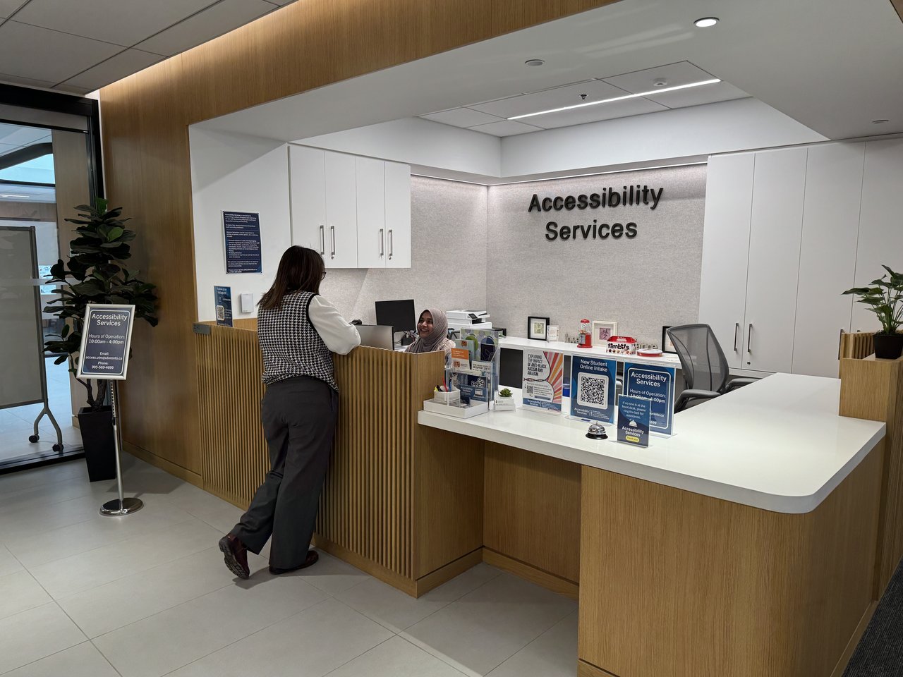 University of Toronto Mississauga Campus Tour - Student Services