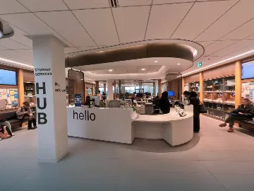 University of Toronto Mississauga Campus Tour - Student Services Hub