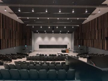 University of Toronto Mississauga Campus Tour - CCT 1080 Lecture Hall