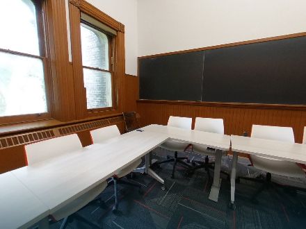 The Faculty of Arts & Science - Classroom (Small)