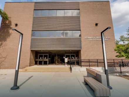 UWindsor Campus Tour - Neal Education Building