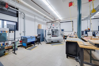 School of Architecture & Design - Plastics Lab